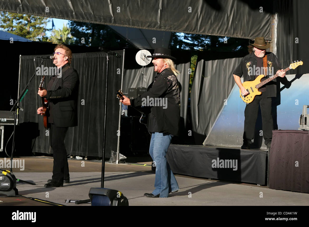 38 special performing hi-res stock photography and images - Alamy