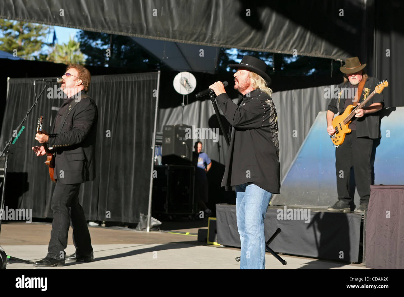 38 special performing hi-res stock photography and images - Alamy