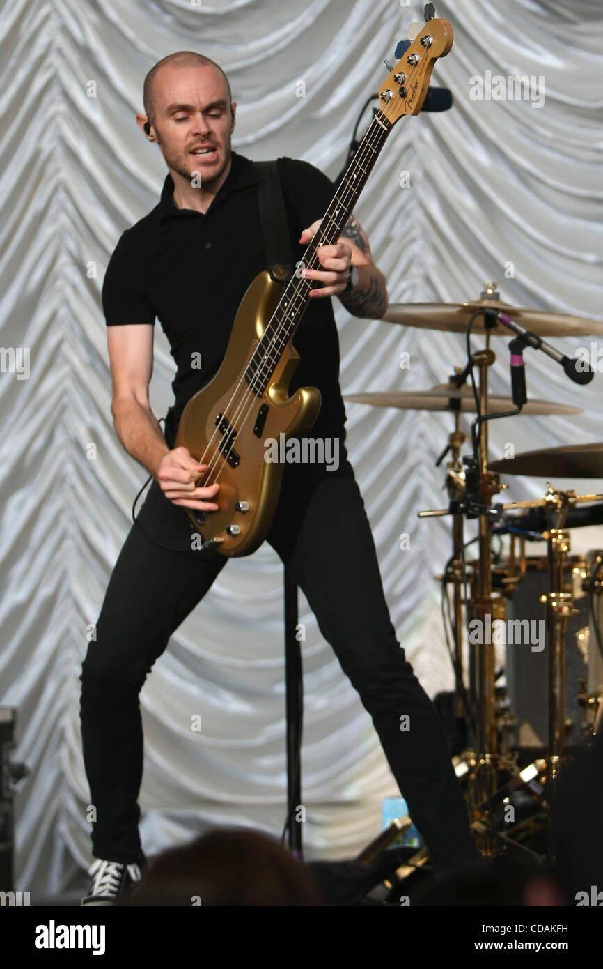 Carson singer hi-res stock photography and images - Alamy