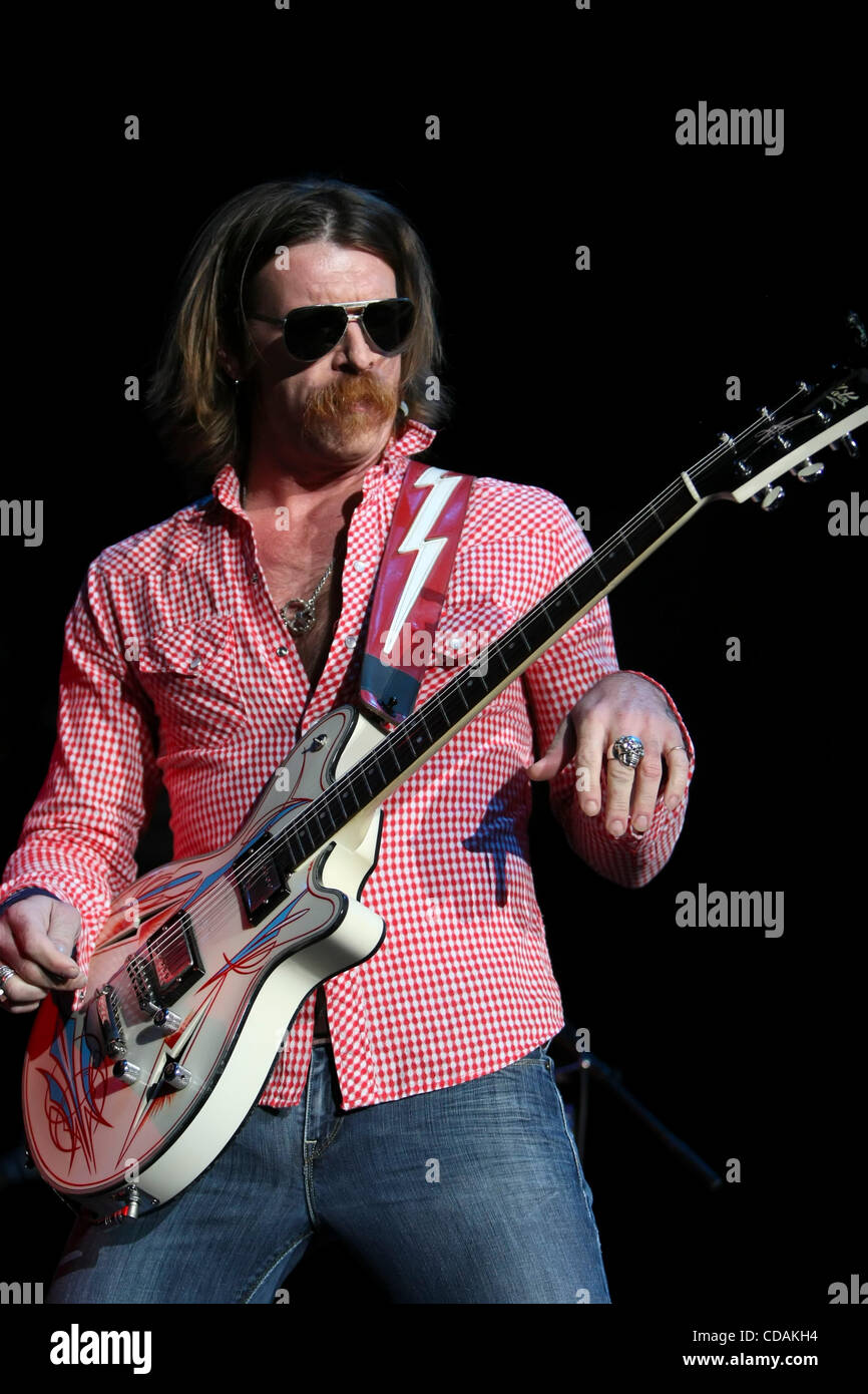 Dave catching eagles death metal hi-res stock photography and images ...