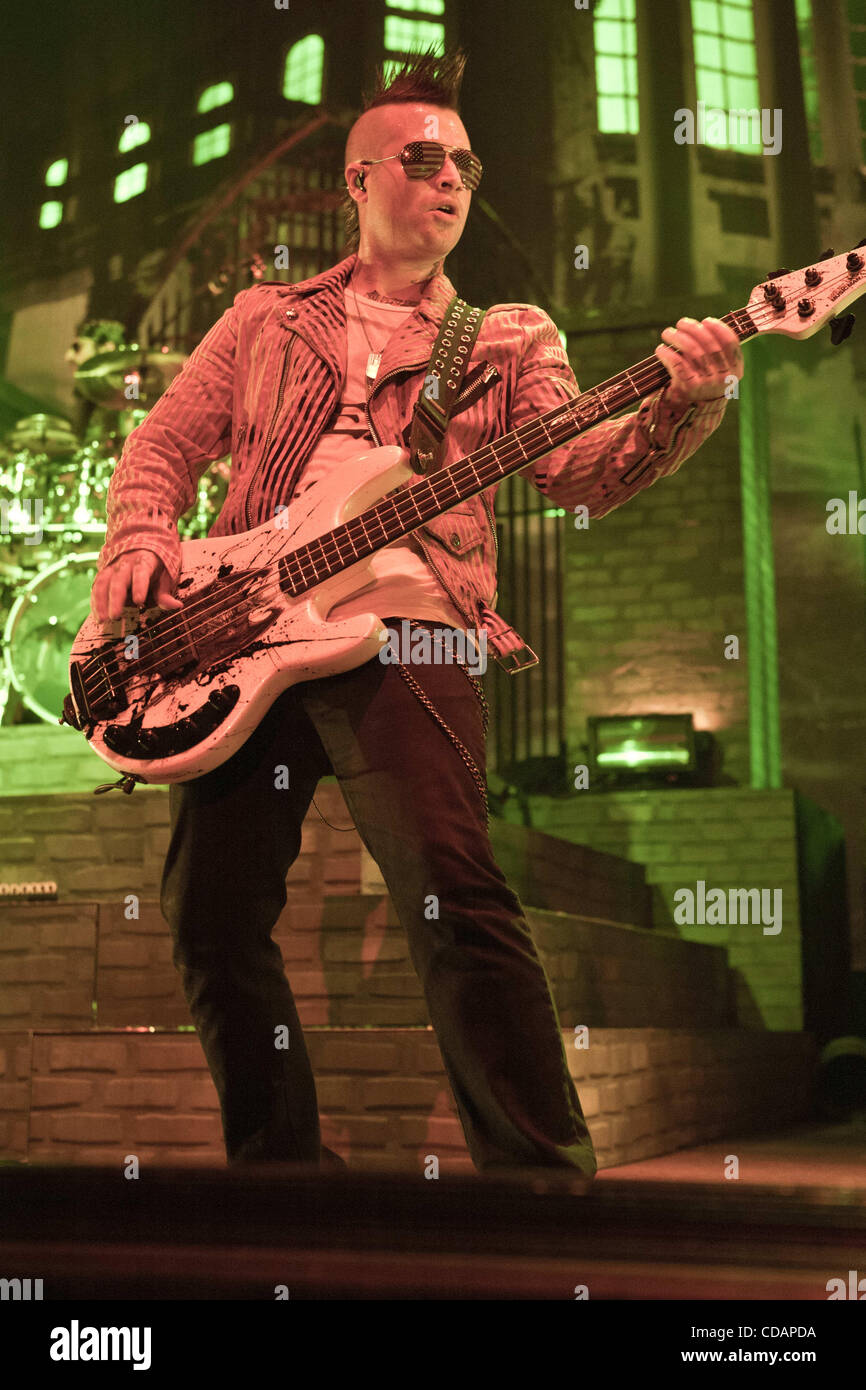 Johnny christ avenged sevenfold hi-res stock photography and images - Alamy