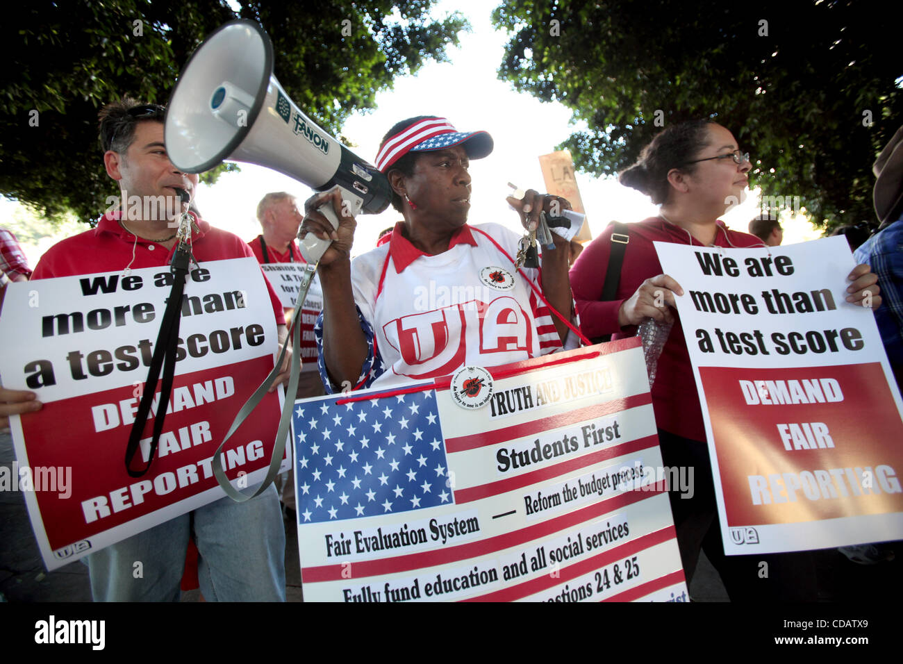 Sep 14, 2010 - Los Angeles, California, U.S. - REGINA BRYANT with her ...