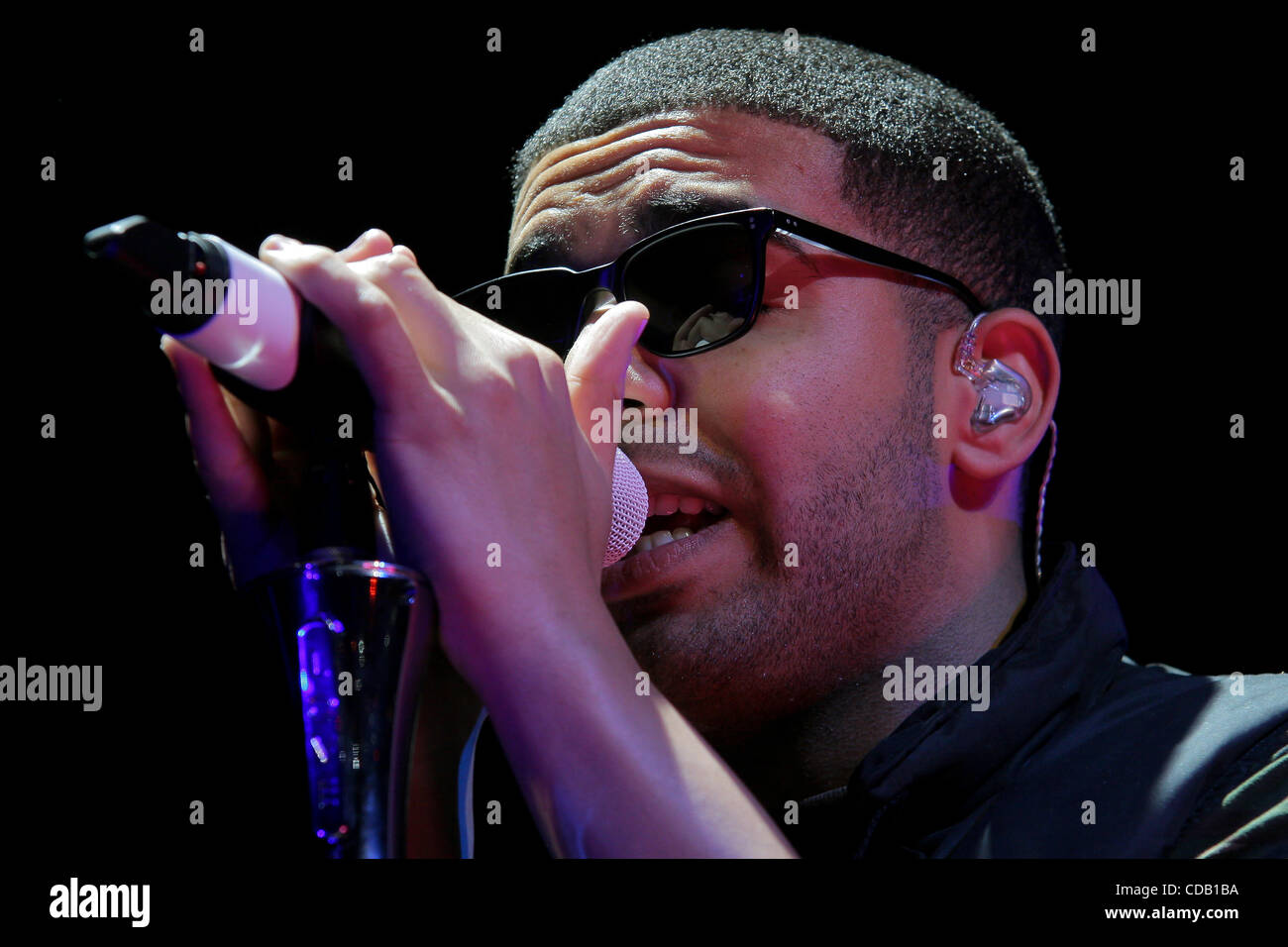 Sept. 21, 2010 - Miami, Florida, United States of America - Singer ...