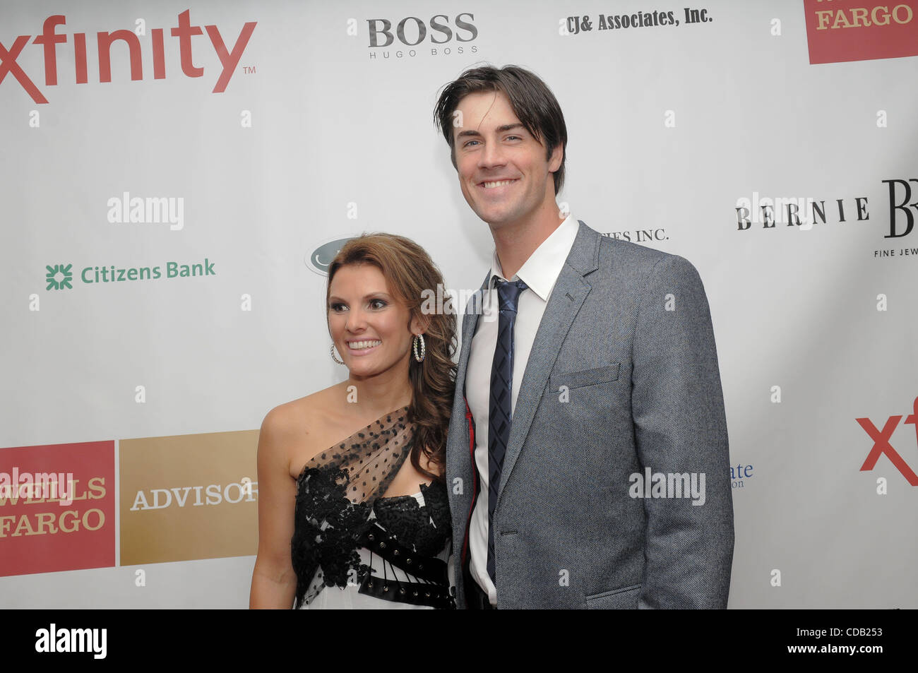 Phillies pitcher cole heidi hamels hi-res stock photography and images ...