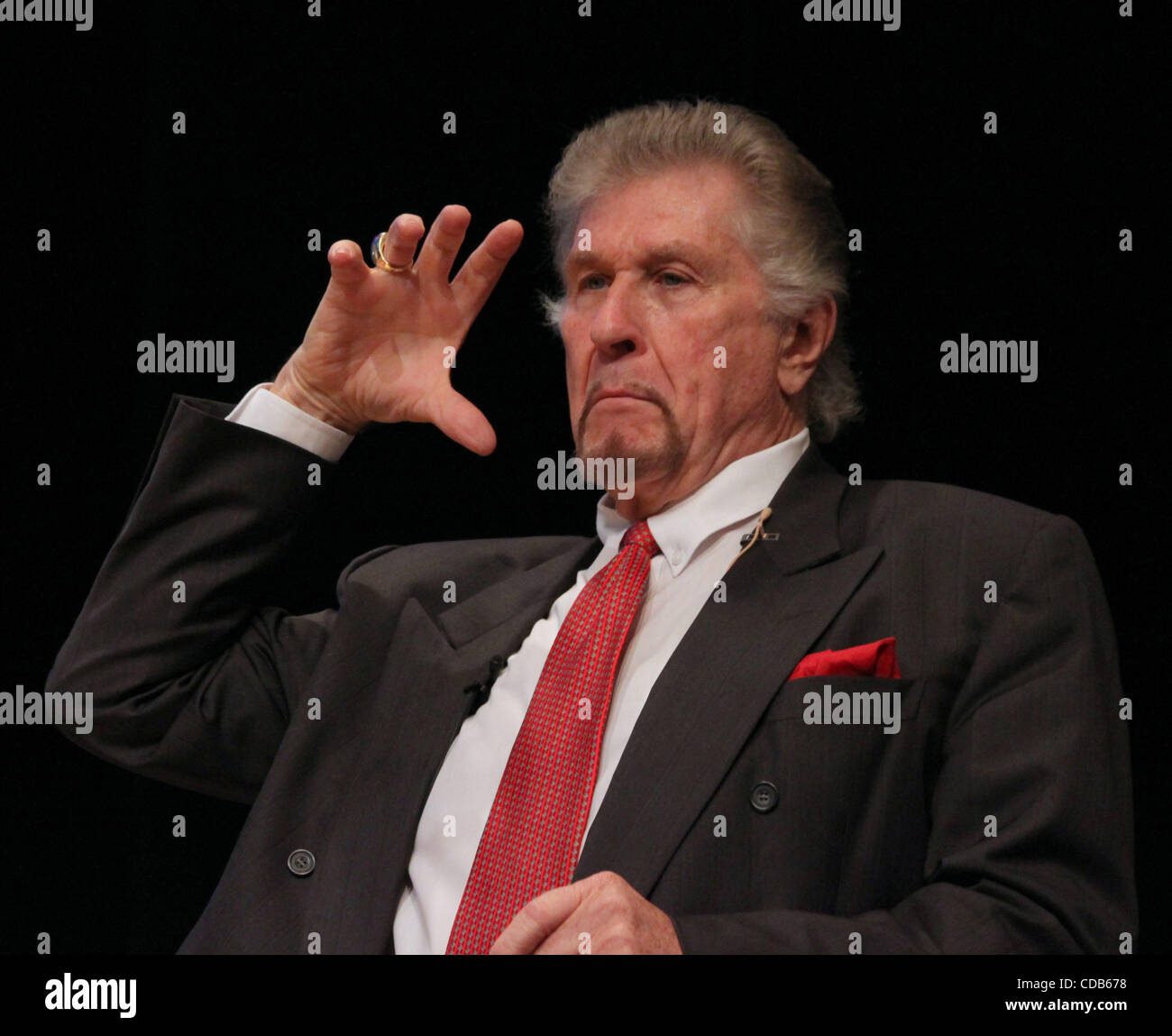 Sherrill milnes hi-res stock photography and images - Alamy