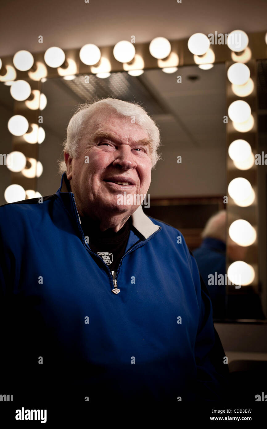 Dec. 05, 2010 - Pleasanton, California, U.S. - Former NFL coach and ...