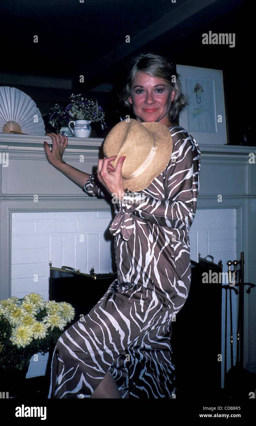 Hope lange hi-res stock photography and images - Alamy