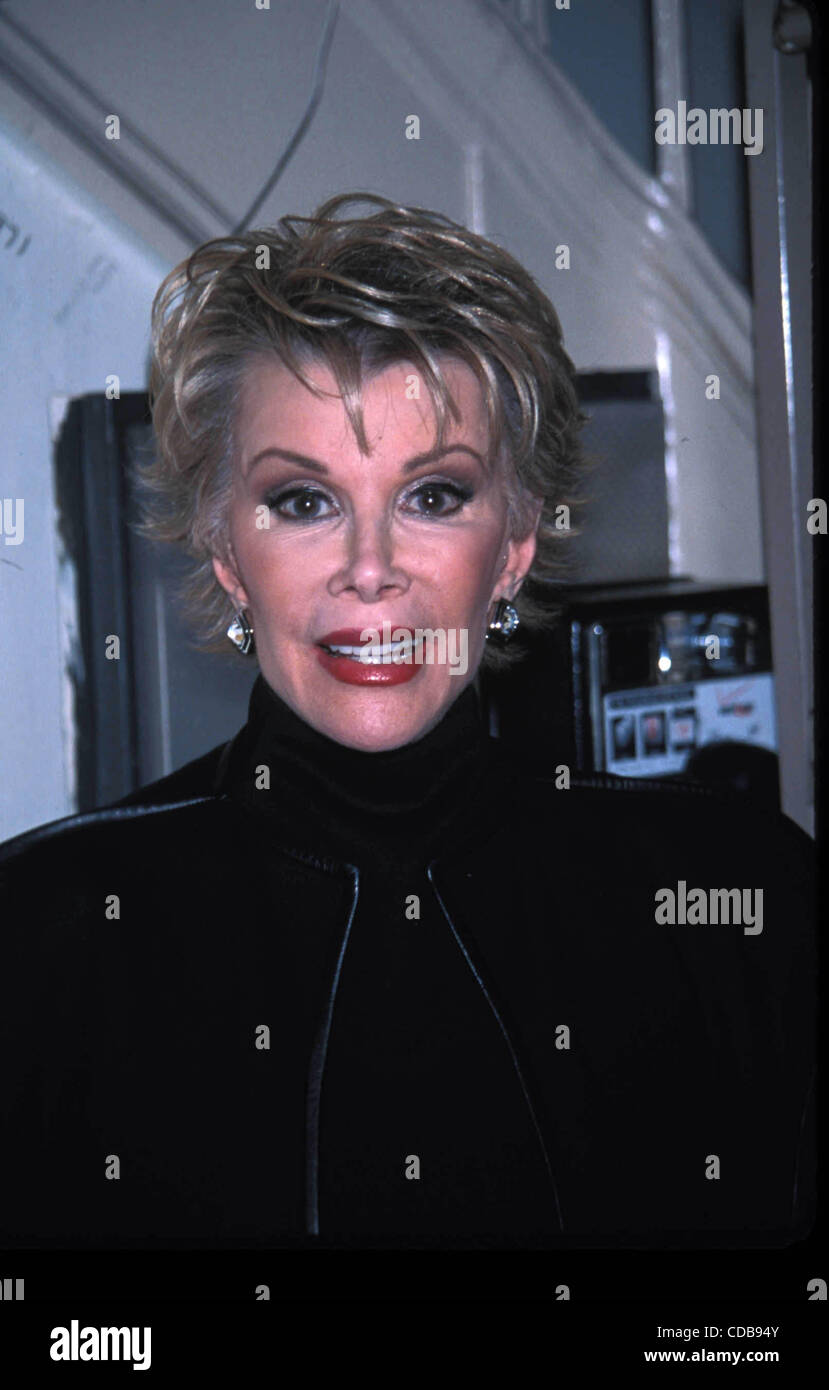 K24157BU.SCREEN DOOR NIGHT PERFORMANCE TO BENEFIT GOD'S LOVE .JOAN ...