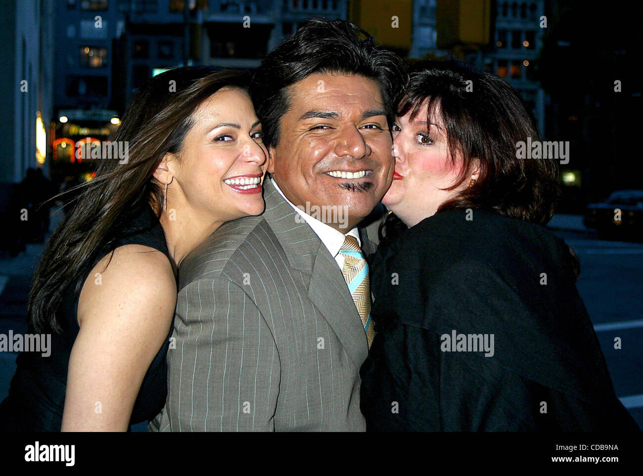 George Lopez And Wife Stock Photos & George Lopez And Wife Stock Images ...