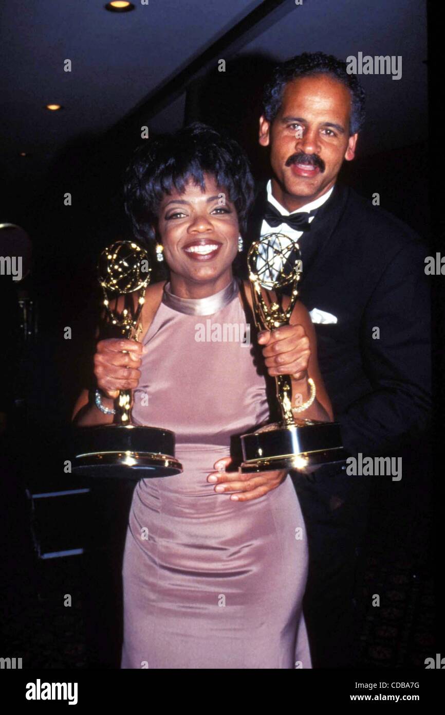 Oprah winfrey 1995 hi-res stock photography and images - Alamy