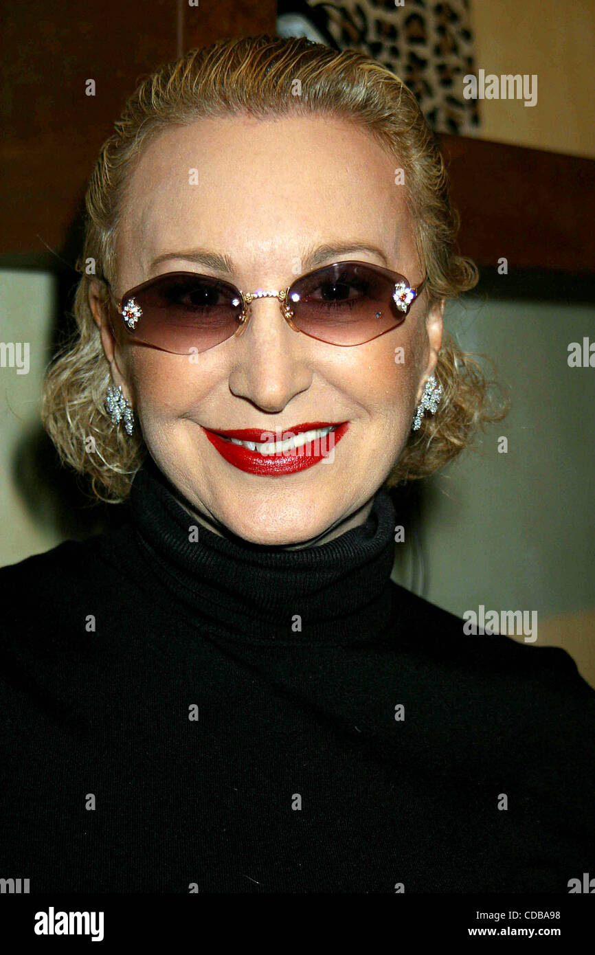 BEVERLY FELDMAN.K29888JBU SD0404.OPENING PARTY OF HER FLAGSHIP STORE.7 ...