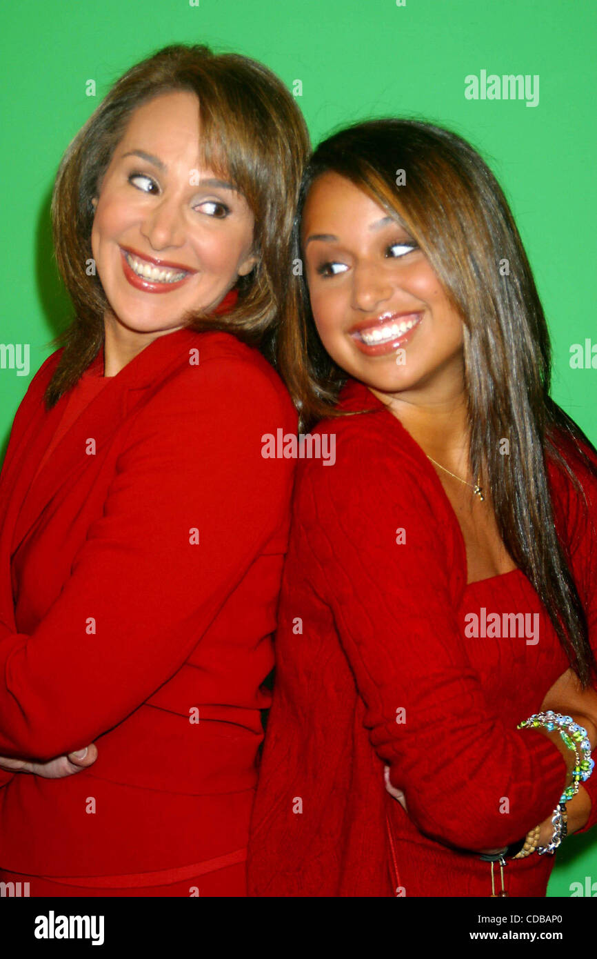 EXCLUSIVE***.K38334JBU.ROSANNA SCOTTO AND HER DAUGHTER JENNA RUGGIERO ...