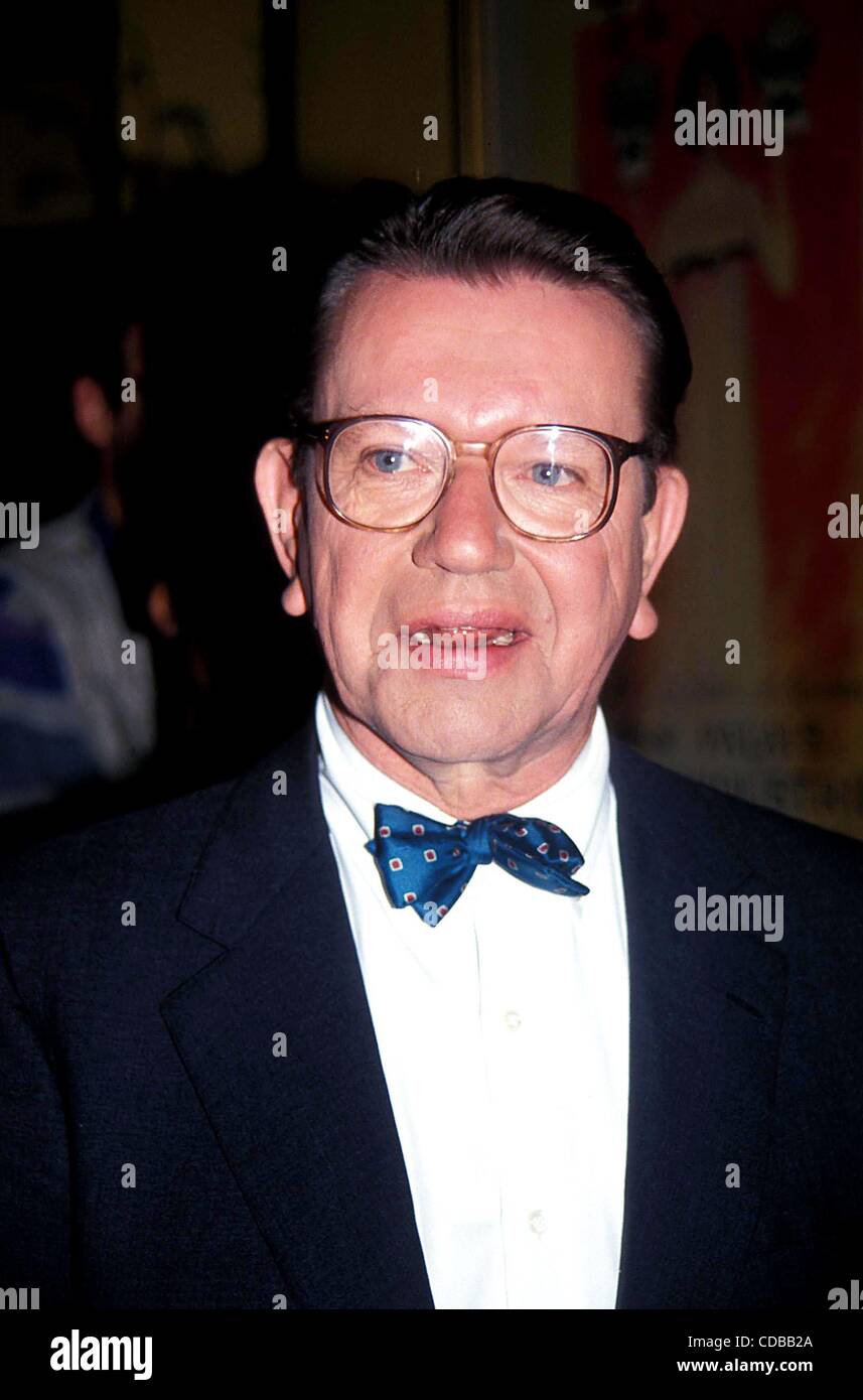 Senator paul simon hi-res stock photography and images - Alamy