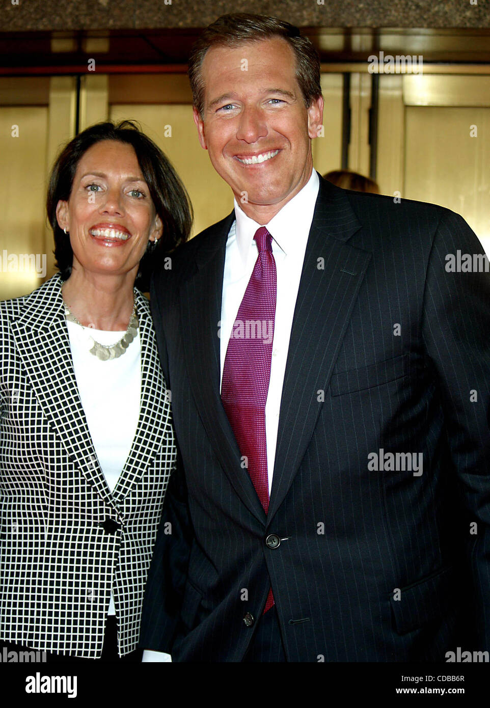 K37330JBU.2004-2005 NBC UPFRONT PARTY AT THE NBC STUDIOS IN ROCKEFELLER ...