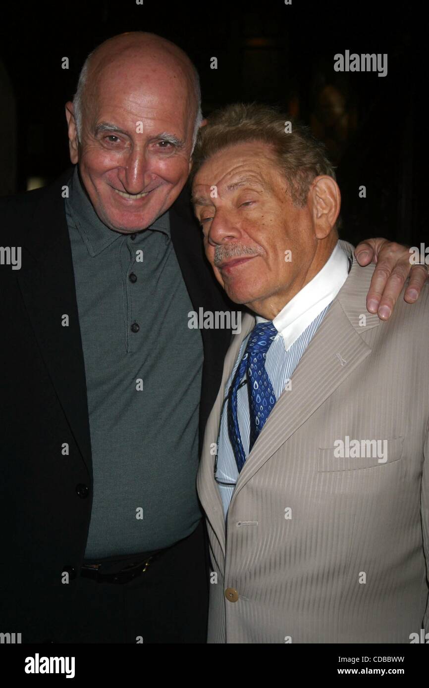 K32883JBU THE FRIARS CLUB CELEBRATES THE PUBLICATION OF BOW WOW YOGA ...