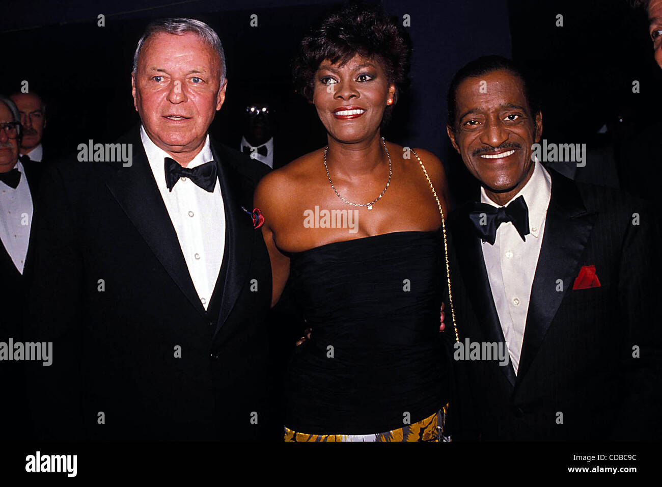 FRANK SINATRA.SAMMY DAVIS JR.DIONNE WARWICK.FRANKSINATRARETRO(Credit ...
