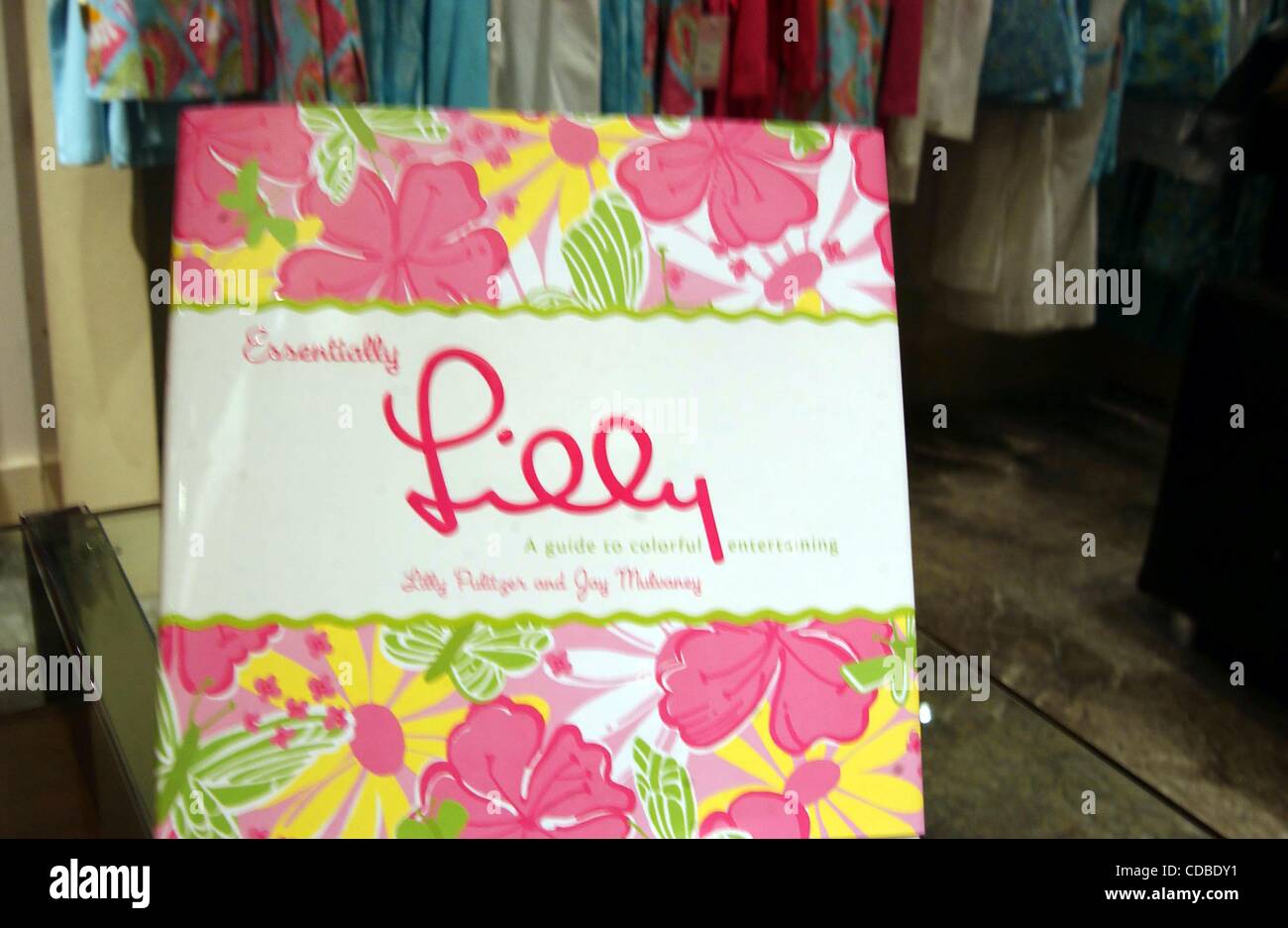 Lilly pulitzer book hi-res stock photography and images - Alamy
