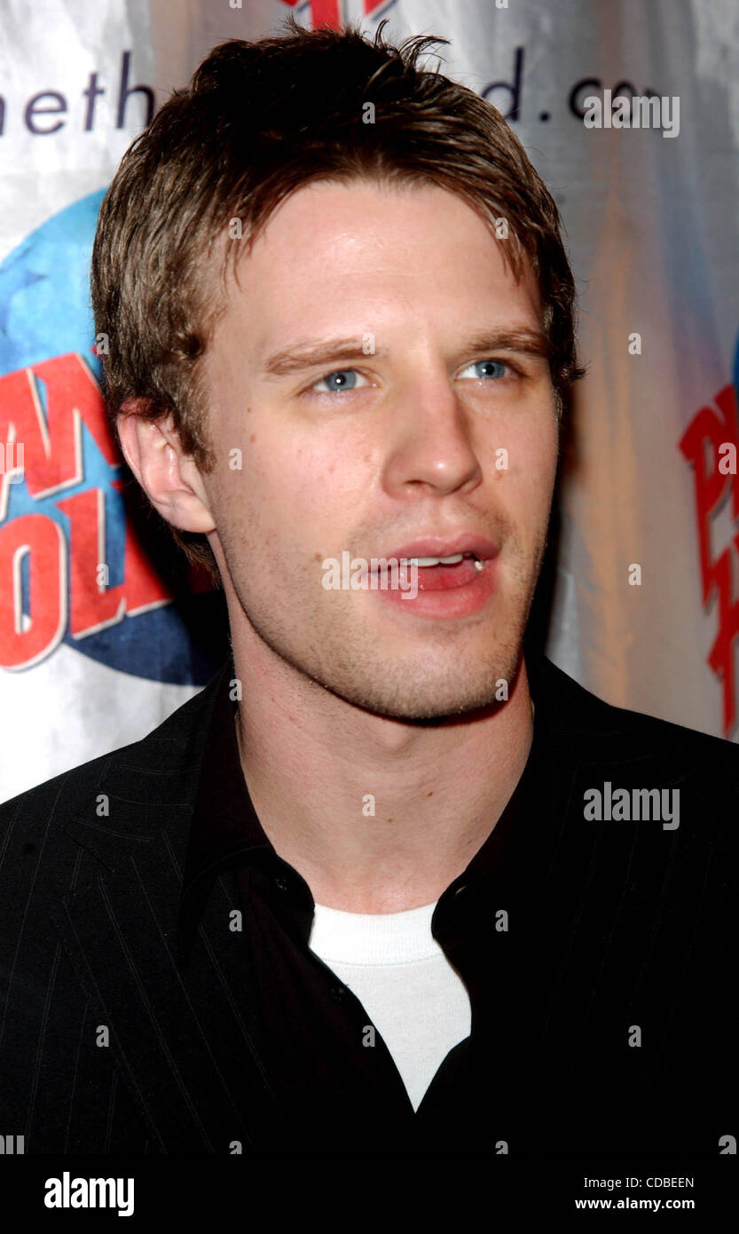 K36394AR.LUKE MABLY HOSTS A MOTHER/DAUGHTER LUNCHEON TO PROMOE THE ...