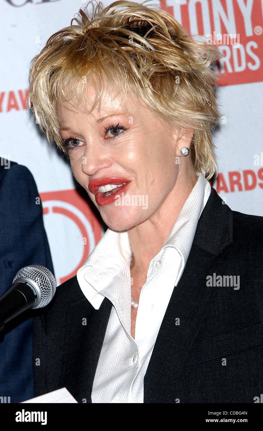 K30579AR. SD05/12/2003..MELANIE GRIFFITH AND JOHN LITHGOW ANNOUNCE THE ...