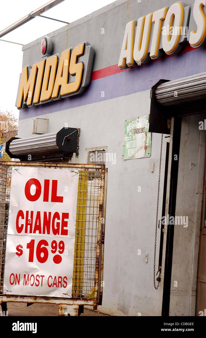 K27199 .MIDAS STORE FRONT.(Credit Image: Â© Andrea Renault/Globe Photos ...