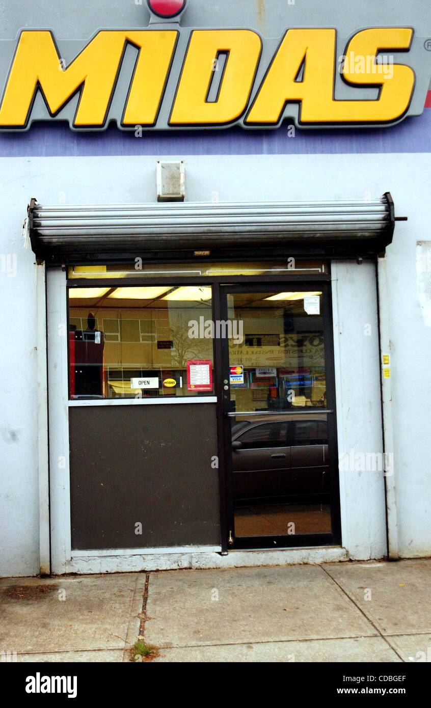 K27199 .MIDAS STORE FRONT.(Credit Image: Â© Andrea Renault/Globe Photos/ZUMAPRESS.com Stock ...