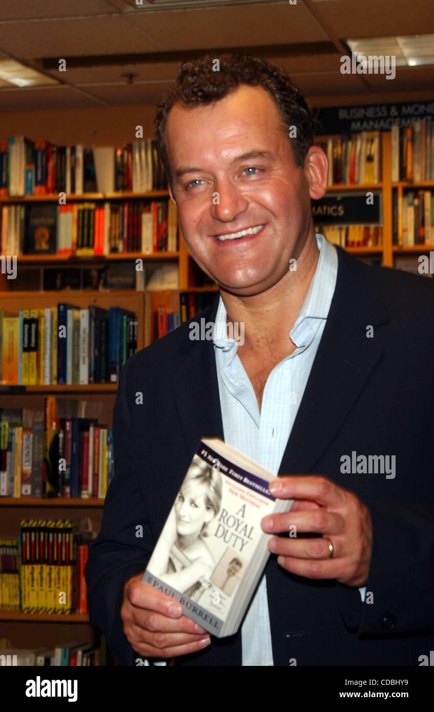 Paul burrell book hi-res stock photography and images - Alamy