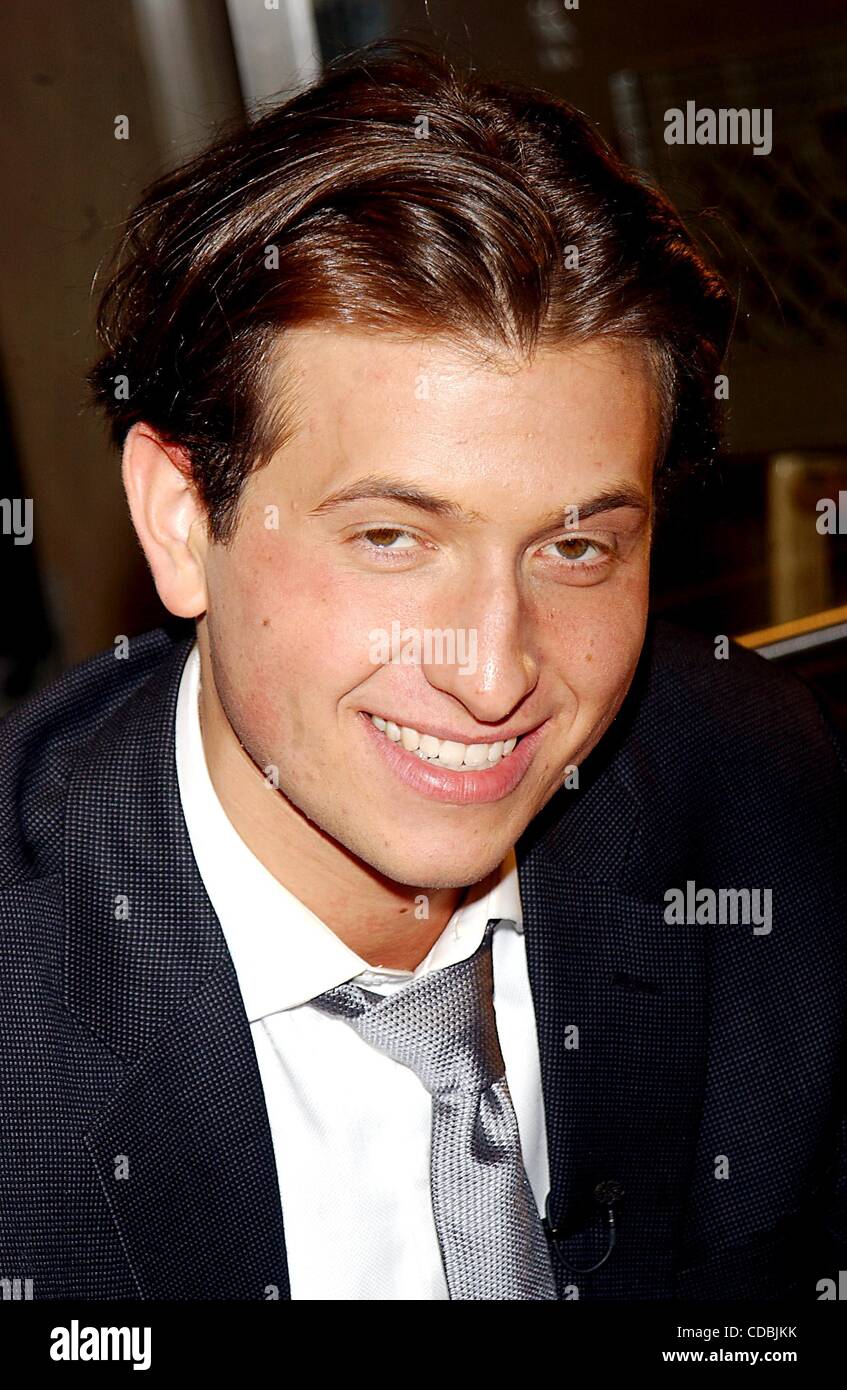 K29550AR SD0311.POP/JAZZ RECORDING ARTIST ''PETER CINCOTTI'' TO PERFORM ...