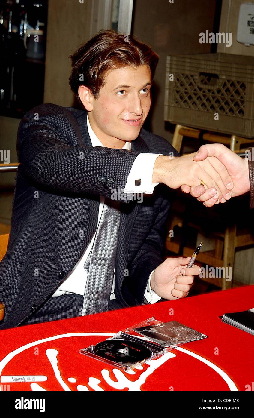 K29550AR SD0311.POP/JAZZ RECORDING ARTIST ''PETER CINCOTTI'' TO PERFORM ...