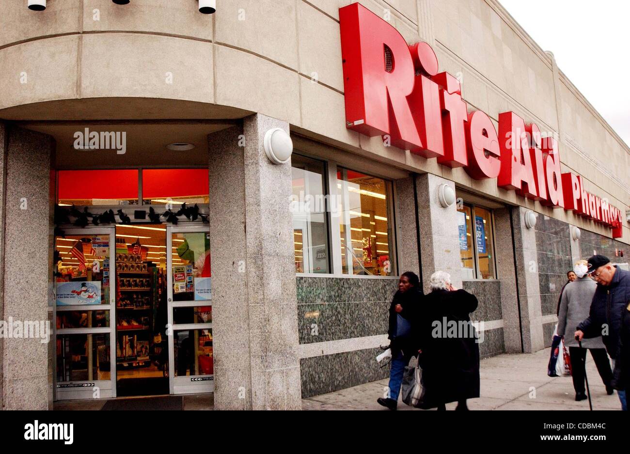 K27199 .RITE AID STORE FRONT.(Credit Image: Â© Andrea Renault/Globe ...