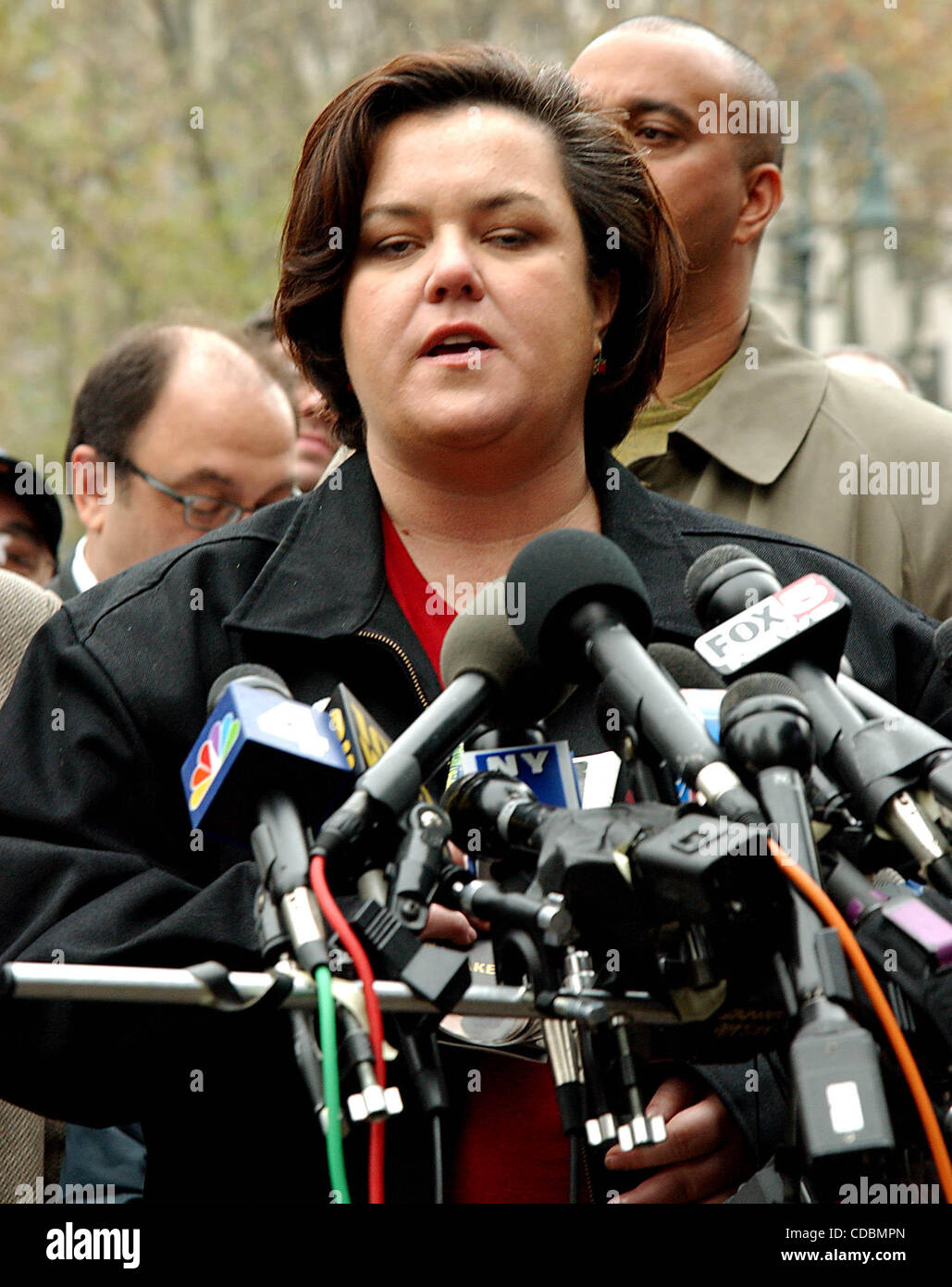 K34050AR .ROSIE O'DONNELL WITH HER PUBLICIST CINDI BERGER AFTER JUDGES ...
