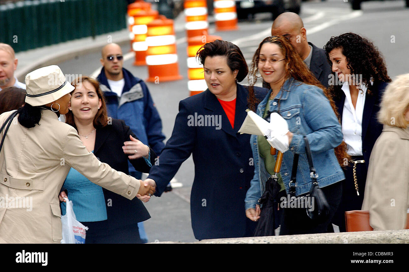 K33924AR.ROSIE O'DONNELL WITH HER PUBLICIST CINDI BERGER ARRIVING AT NY ...