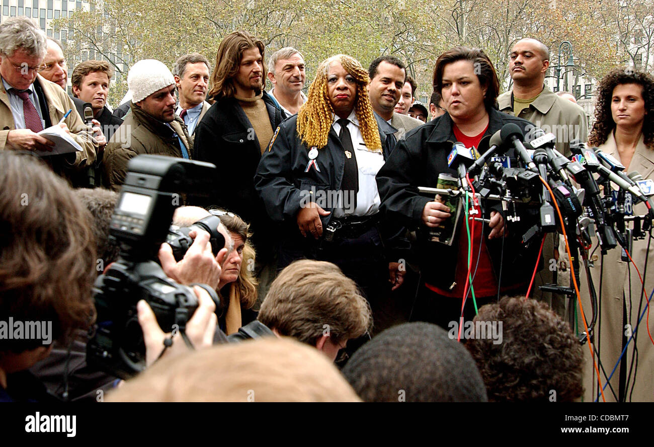 K34050AR .ROSIE O'DONNELL WITH HER PUBLICIST CINDI BERGER AFTER JUDGES ...