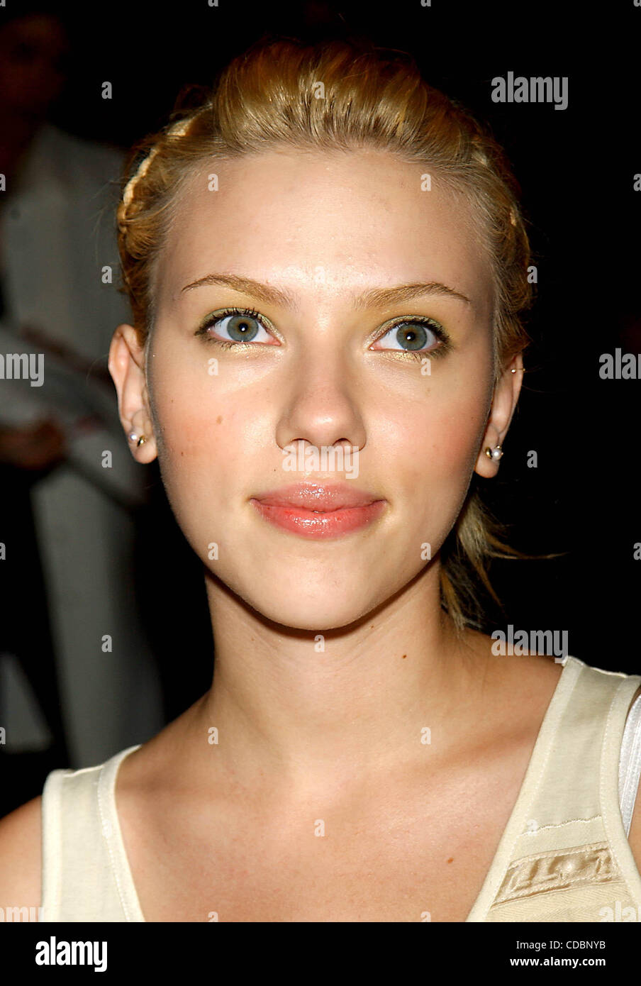 SCARLETT JOHANSSON.K32735AR.MERCEDES-BENZ FASHION WEEK KENNETH COLE ...
