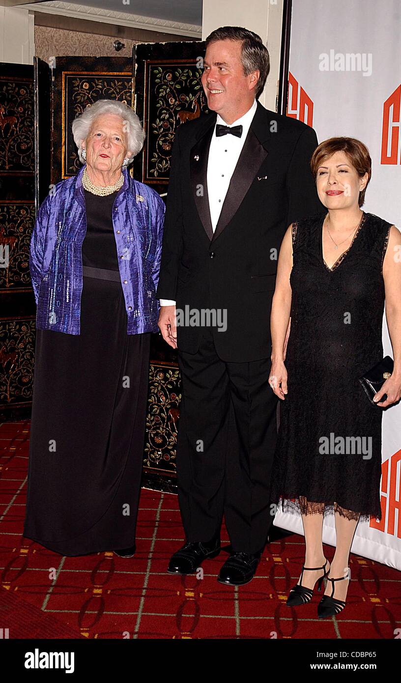 Columba bush hi-res stock photography and images - Alamy