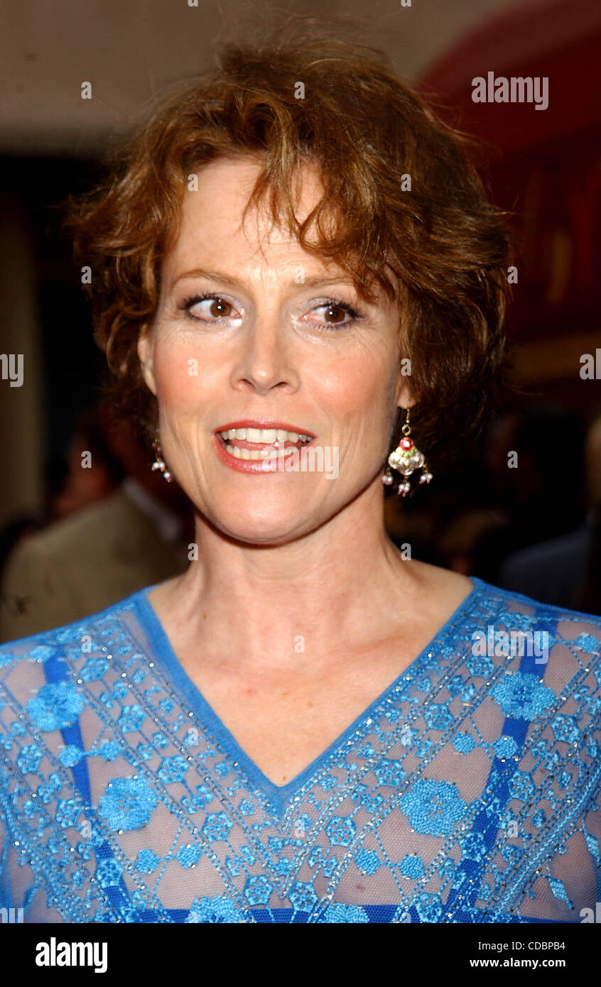SIGOURNEY WEAVER.K30361AR.BROADWAY OPENING NIGHT OF ''GYPSY'' AT THE ...
