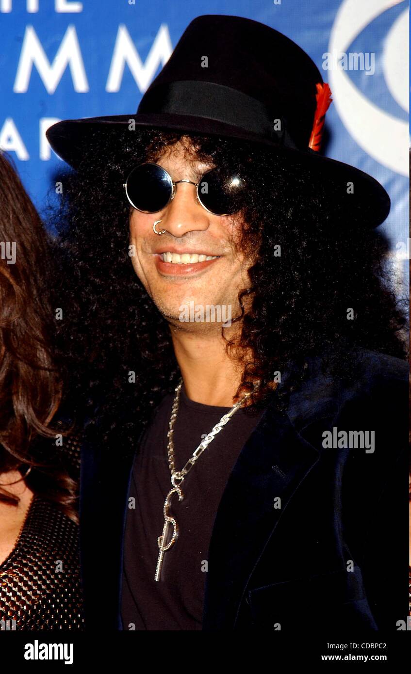 K29243AR SD02/23/2003 .45TH ANNUAL GRAMMY AWARDS .(ARRIVALS) .MADISON ...