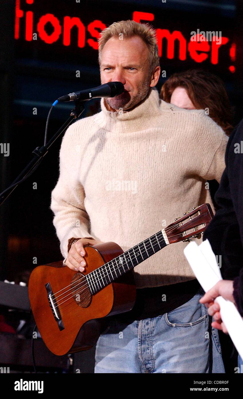 K33202AR .STING PERFORMING ON NBC'S TODAY SHOW AT ROCKEFELLER CENTER IN ...