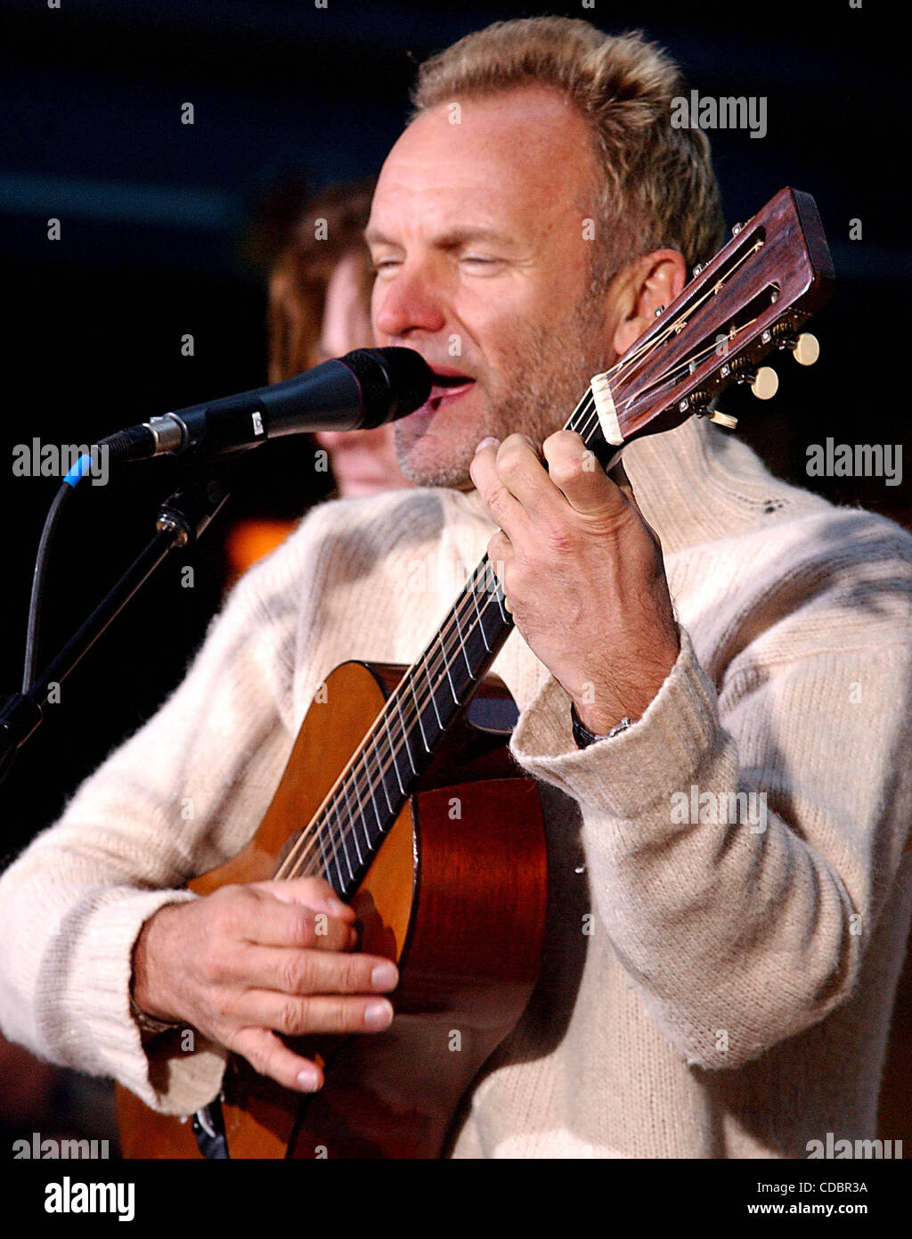 K33202AR .STING PERFORMING ON NBC'S TODAY SHOW AT ROCKEFELLER CENTER IN ...