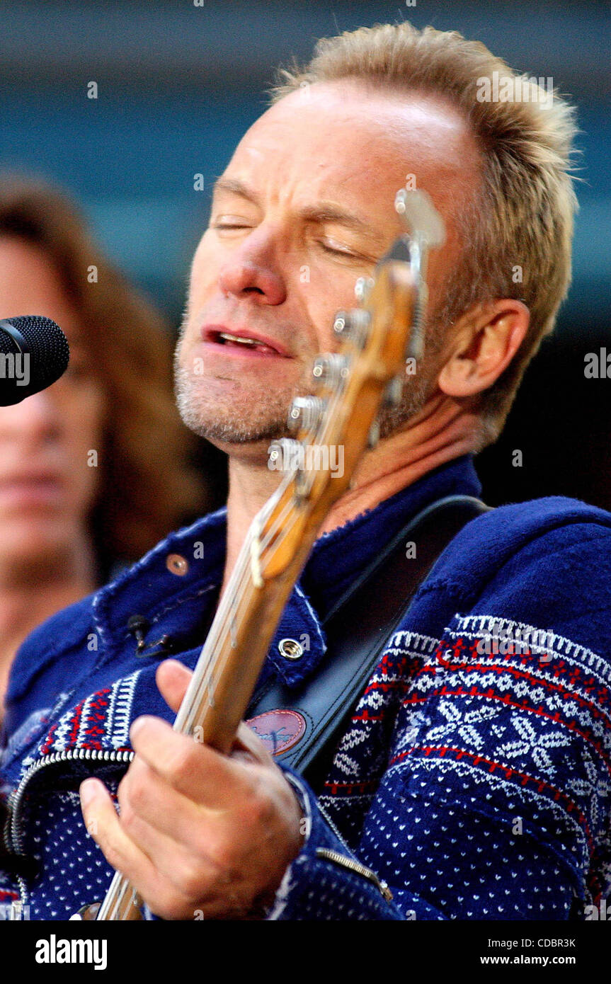 K33202AR .STING PERFORMING ON NBC'S TODAY SHOW AT ROCKEFELLER CENTER IN ...