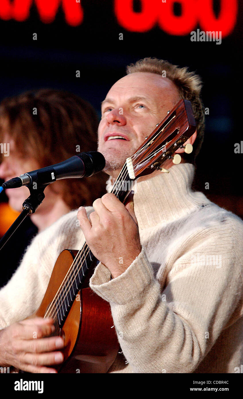 K33202AR .STING PERFORMING ON NBC'S TODAY SHOW AT ROCKEFELLER CENTER IN ...