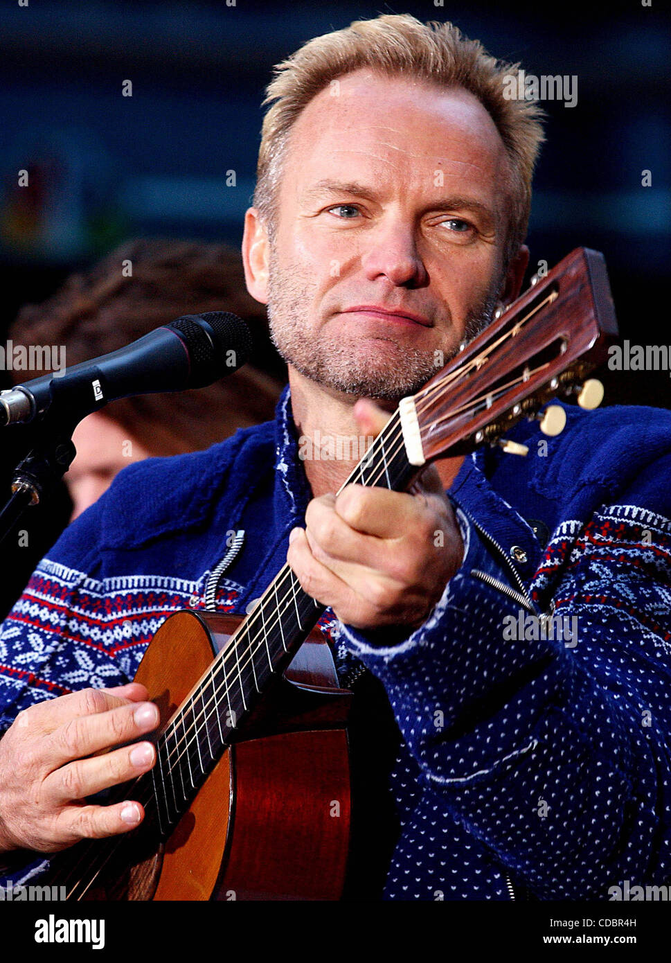 K33202AR .STING PERFORMING ON NBC'S TODAY SHOW AT ROCKEFELLER CENTER IN ...