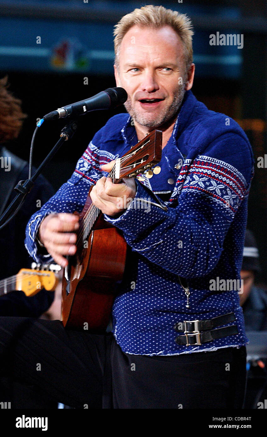 K33202AR .STING PERFORMING ON NBC'S TODAY SHOW AT ROCKEFELLER CENTER IN ...
