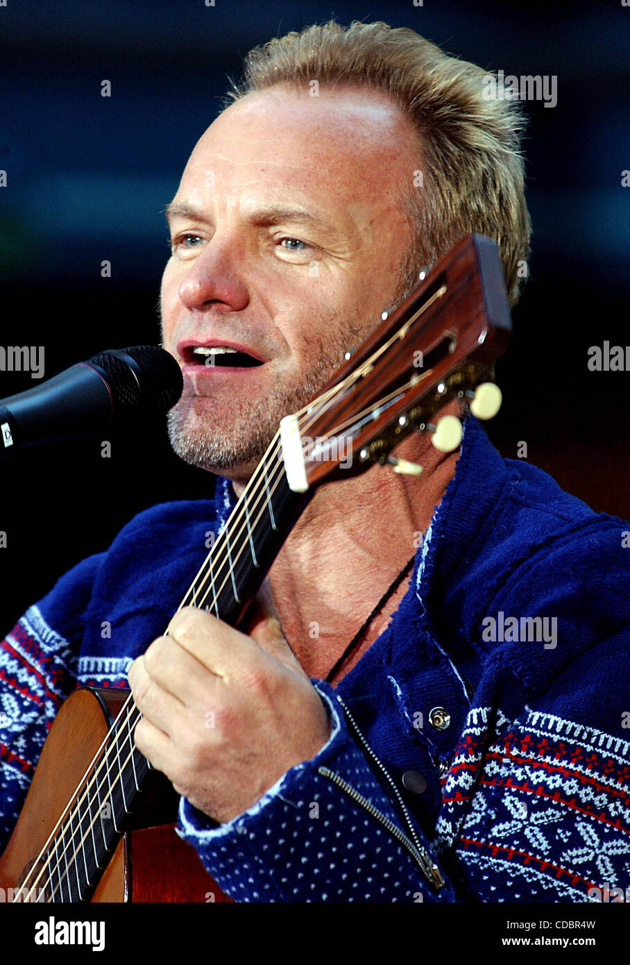 K33202AR .STING PERFORMING ON NBC'S TODAY SHOW AT ROCKEFELLER CENTER IN ...