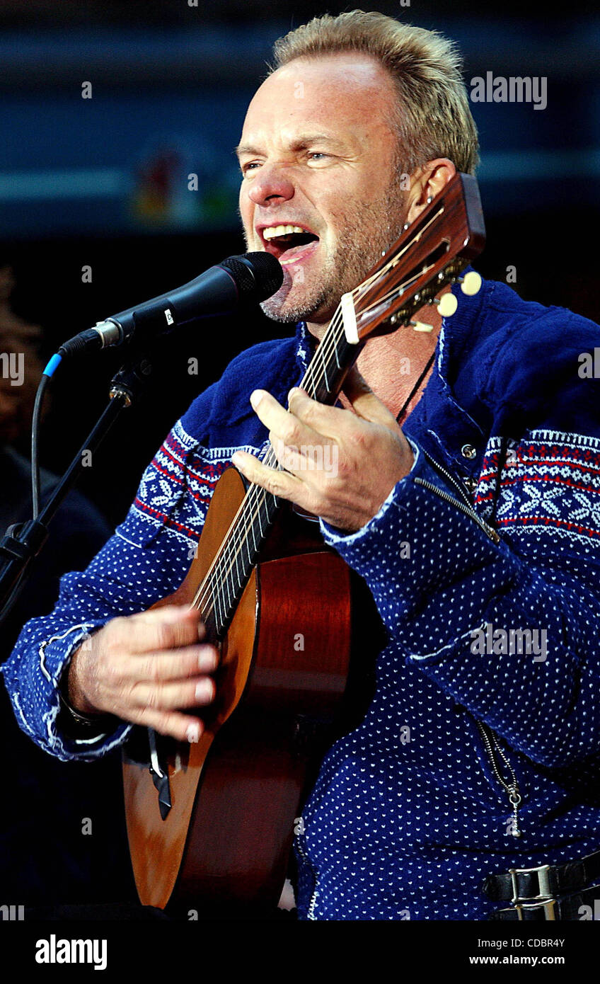K33202AR .STING PERFORMING ON NBC'S TODAY SHOW AT ROCKEFELLER CENTER IN ...