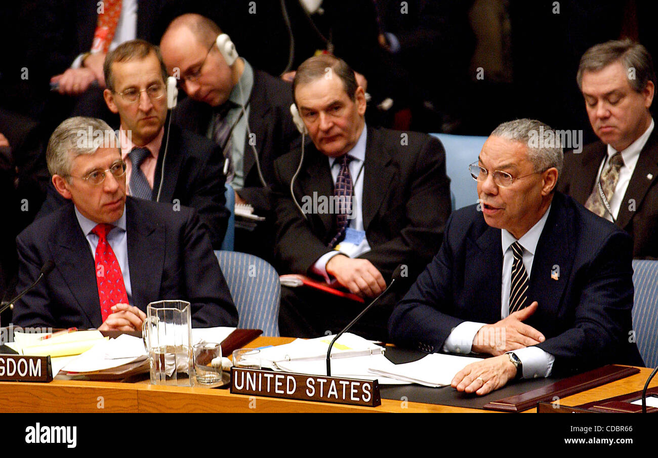 Iraq colin powell 2003 security council hi-res stock photography and ...