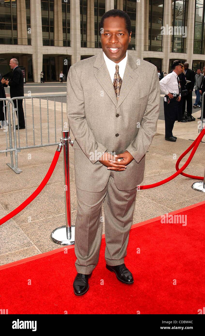 K30582AR. SD05/12/2003..NBC UPFRONT 2003-2004 AT LINCOLN CENTER , NYC ...
