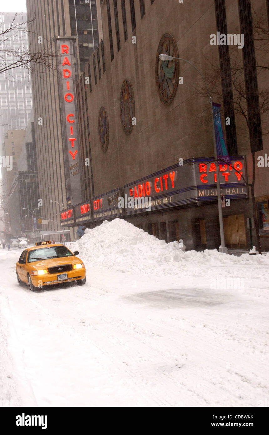K29143AR SD0218.''WINTER STORM'' BLIZZARD OF 2003..2 FEET OF SNOW ...