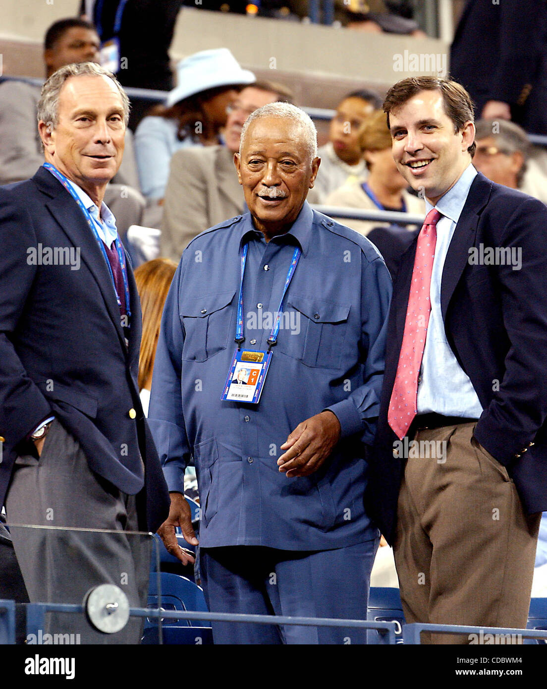 MAYOR MICHAEL BLOOMBERG AND DAVID DINKINS.K32632AR .U.S. OPEN TENNIS ...
