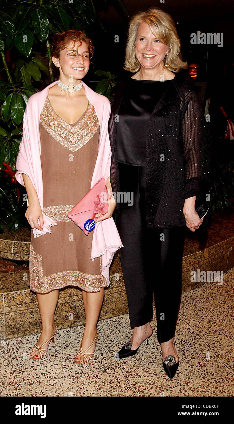 K37002AR.2004 WHITE HOUSE CORRESPONDENTS DINNER AT THE WASHINGTON ...