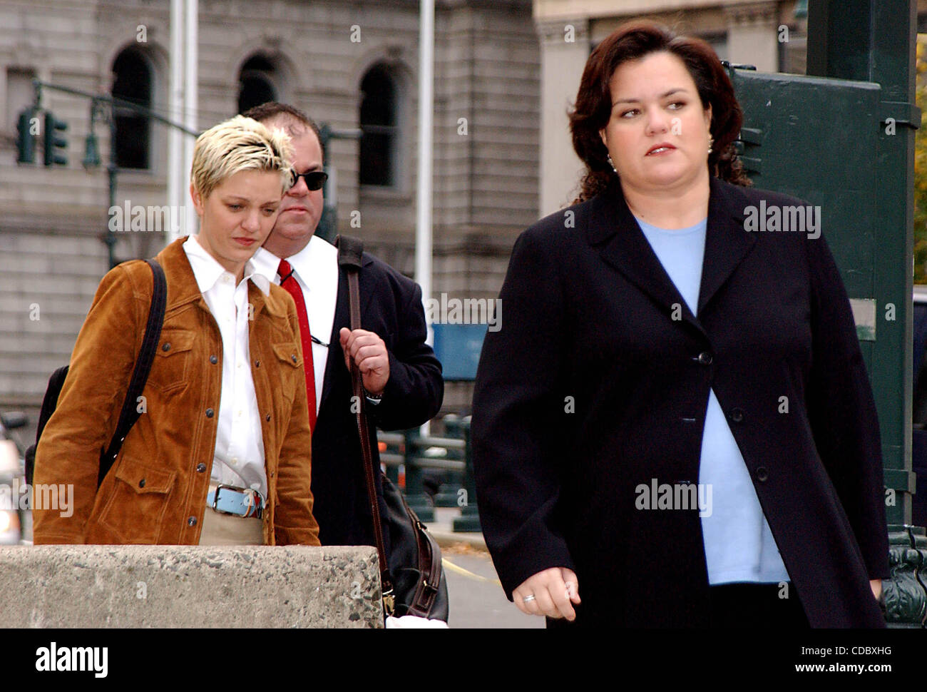 K34005AR .ROSIE O'DONNELL WITH HER PUBLICIST CINDI BERGER ARRIVING AT ...
